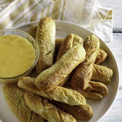 TGI Friday's Pretzel Sticks and Beer Cheese Dip - CopyKat Recipes