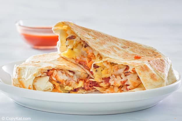 Taco Bell Breakfast Crunchwrap - CopyKat Recipes