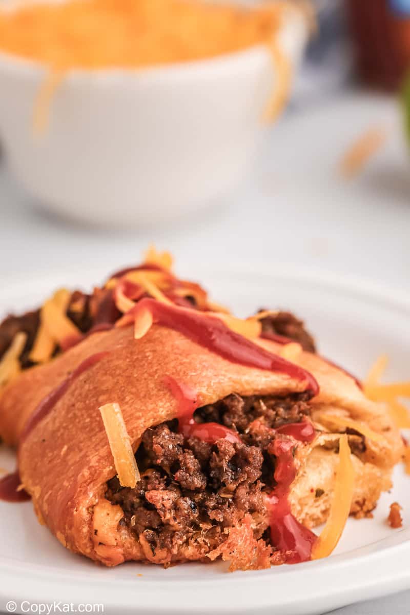 Taco Ring Easy Recipe with Crescent Rolls