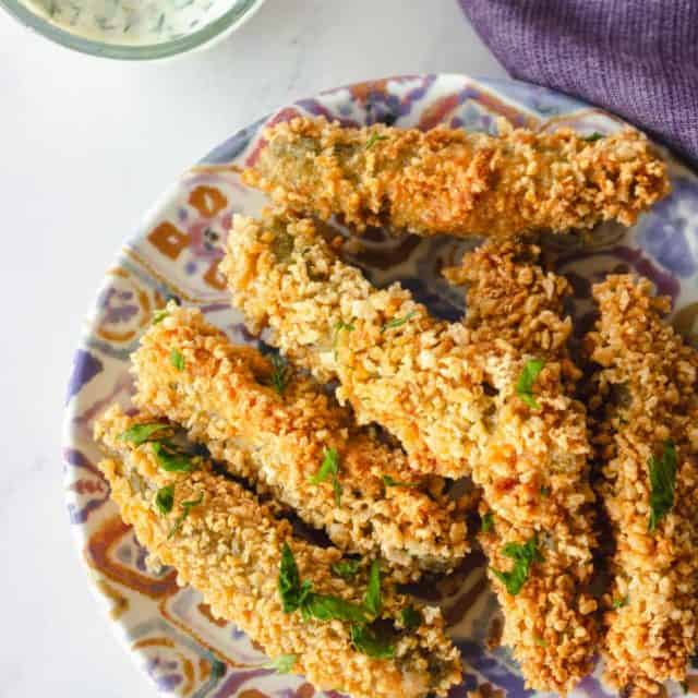 Red Robin Fried Pickles Recipe - Banana-breads.com