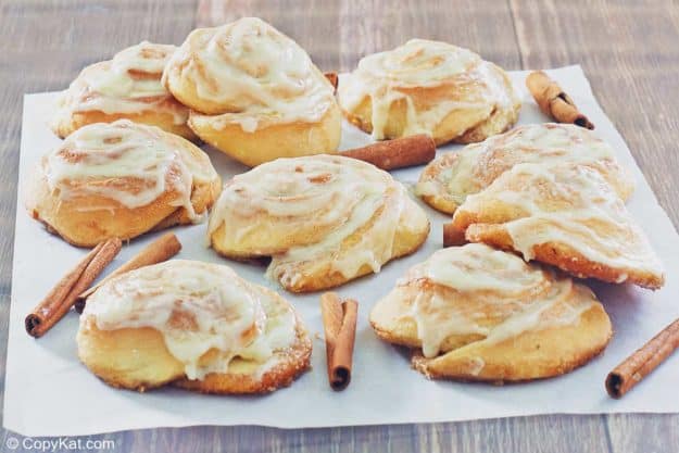 Bread Machine Cinnamon Rolls with Cream Cheese Frosting