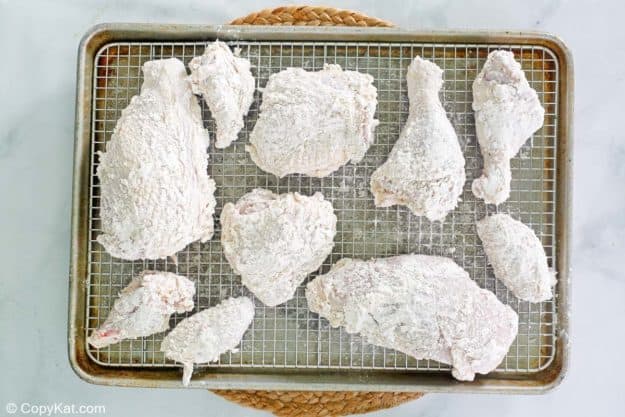 Copycat Cracker Barrel Fried Chicken Recipe - CopyKat Recipes