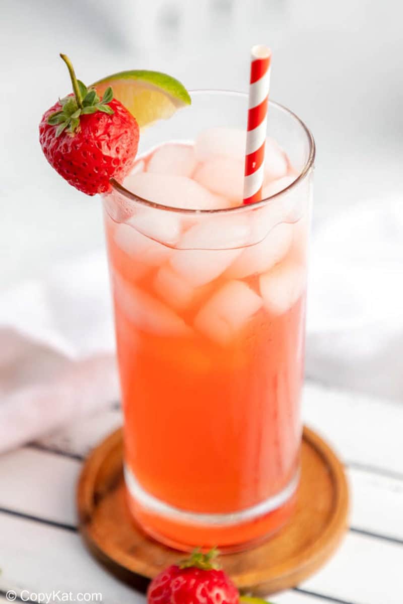 Olive Garden Italian Rum Punch - Easy Copycat Recipe
