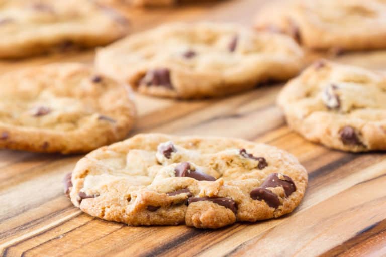 Chocolate Chippers (Chocolate Chunk Cookies) - CopyKat Recipes