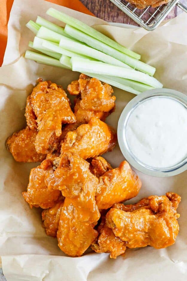 Hooters Wings Recipe - Easy Copycat