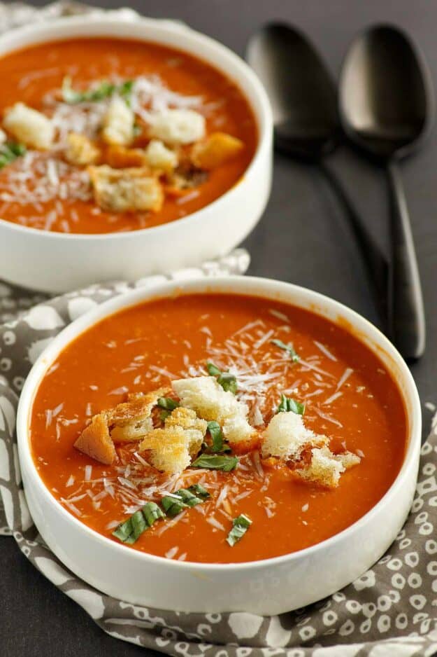 Copycat Panera Tomato Soup Recipe - Creamy & Delicious